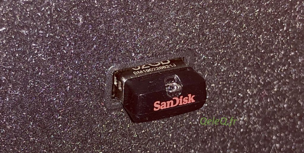 Dossier caméra Dashcam Tesla : choisir et paramétrer la clé USB/ Disque ...